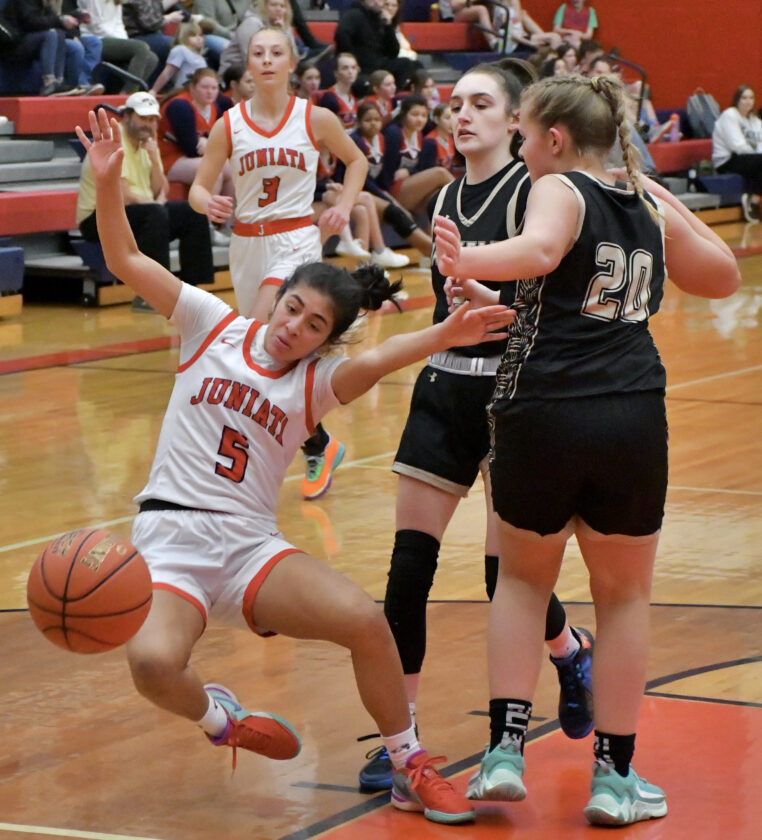 Juniata-Halifax girls basketball | News, Sports, Jobs - The Sentinel